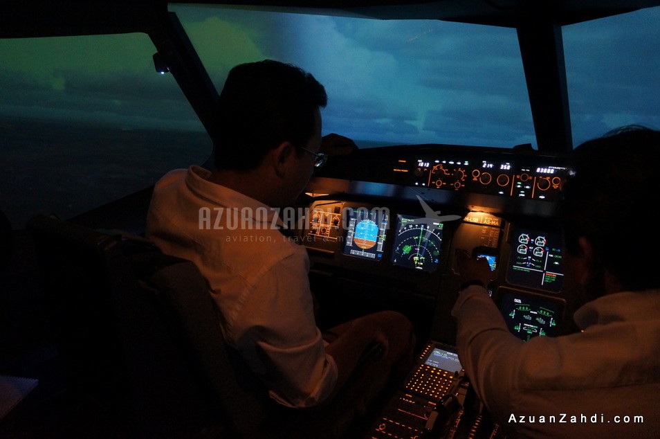 Flight Simulator Experience @ SimFlightKL — As Real As It Gets ...